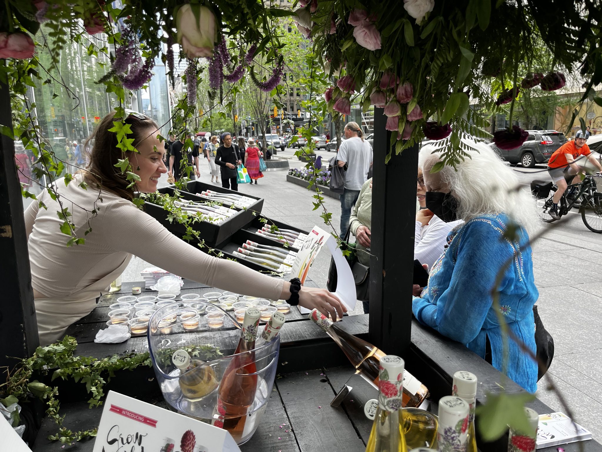 Pros and Cons of Sampling Pop-up - Leading the Canadian Industry in ...